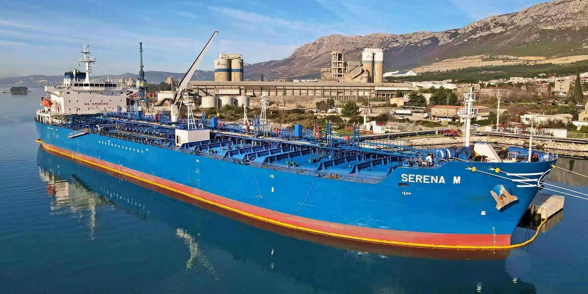 Morfini family’s Medcare Shipping makes rare order for product tankers