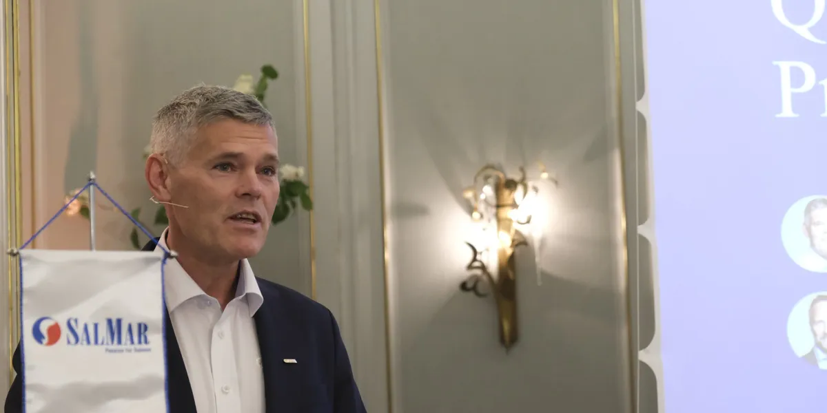 Algal bloom spreads to SalMar salmon farm | Intrafish