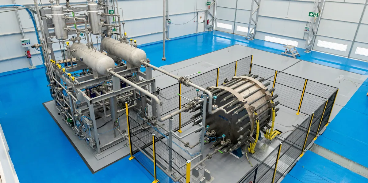 German wind turbine maker unveils prototype electrolyser designed for green hydrogen production ...