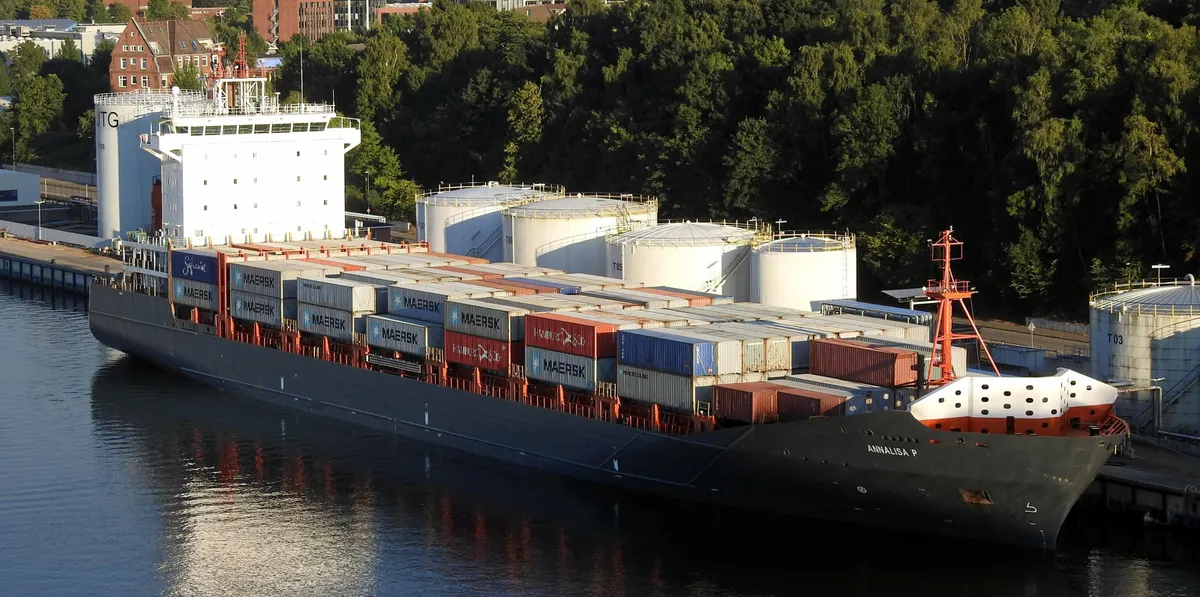 Probe begins into why boxship hit lock gates twice in Kiel Canal