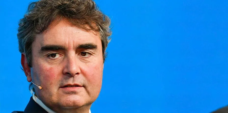 Peter Livanos-backed GasLog developing liquid hydrogen ships as Middle ...