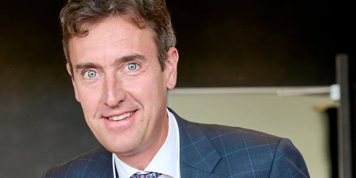 CMB.Tech splashes $500m on VLCC and suezmax newbuildings as it extends ...