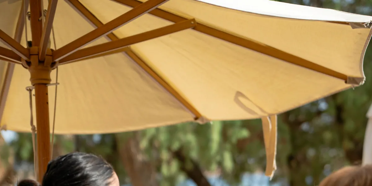 TradeWinds brings together queens and kings of Posidonia at beach party