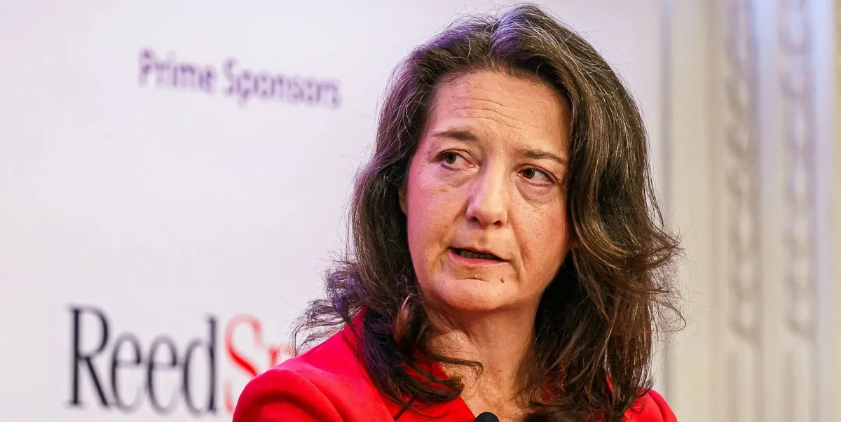 Pay slashed again at Shell chartering arm Stasco as profit rises