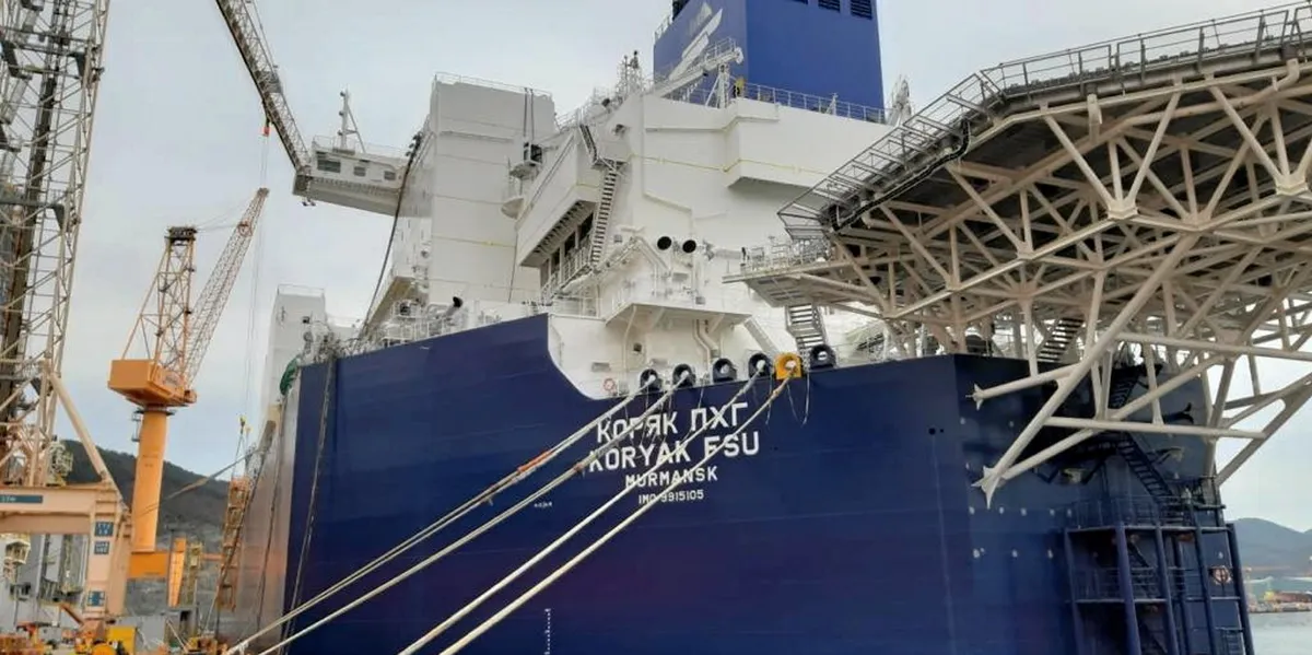 LNG shadow ship hovers off Russia’s eastern supersize FSU