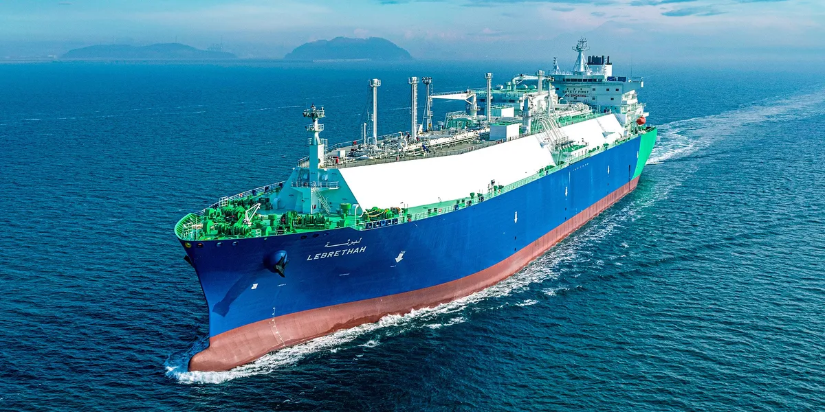 Hanwha Ocean claims shipbuilding first with delivery of its 200th LNG ...