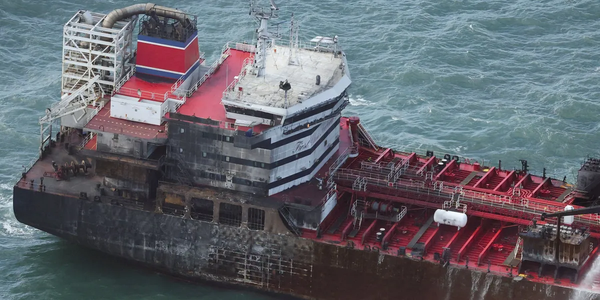 Salvage experts board fire-hit Stena tanker at centre of North Sea disaster