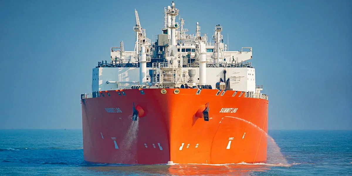 Excelerate Energy FSRU heading for repairs after storm damage