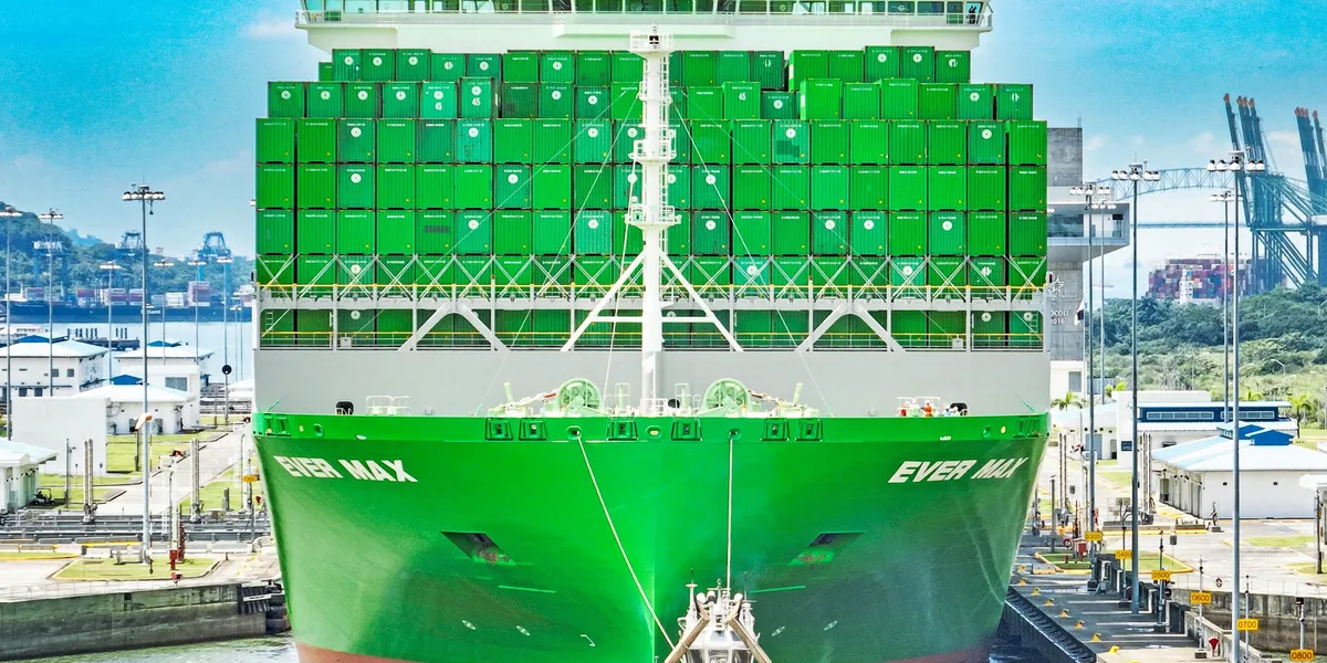 Evergreen Marine splashes up to $3.25bn on mega-size container ships