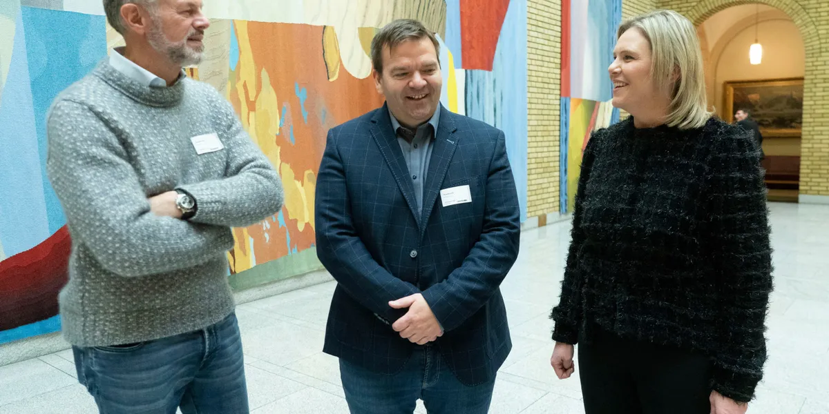 Vestlandsinvestorer refser Vedum og Støre: – Fullstendig uvitende om ...