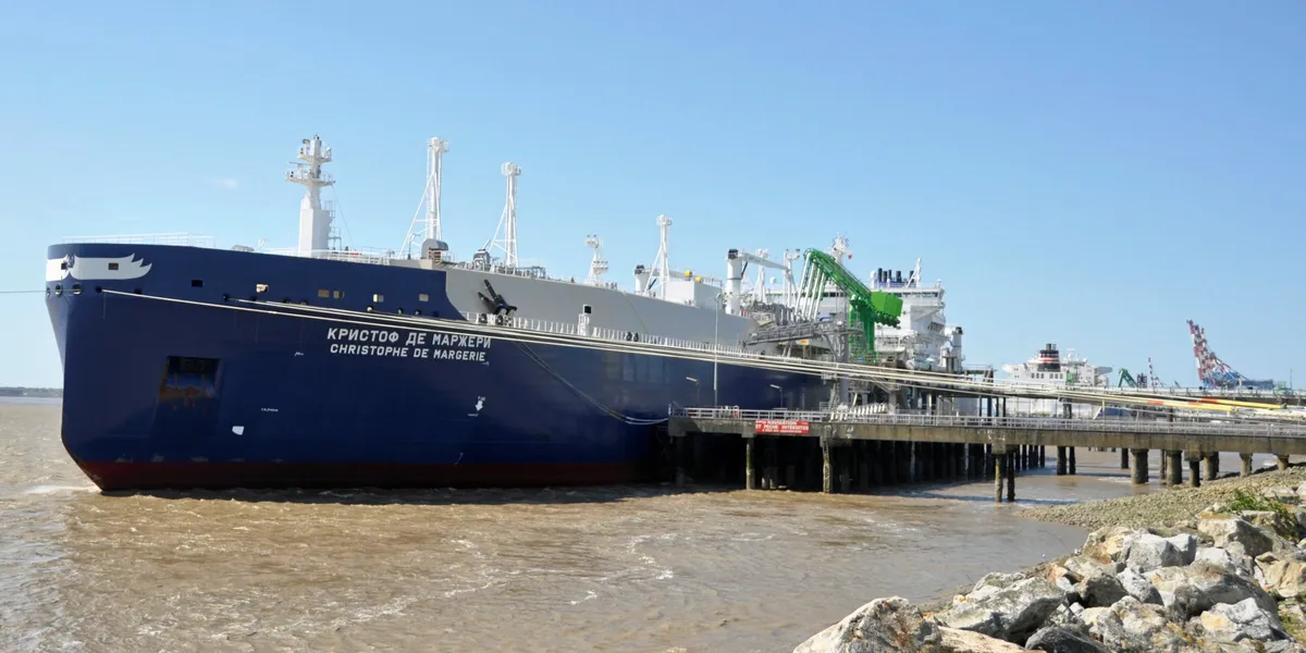 EU ban on Russian LNG cargo transshipment kicks in