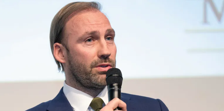 MPC Container Ships waves goodbye to record returns