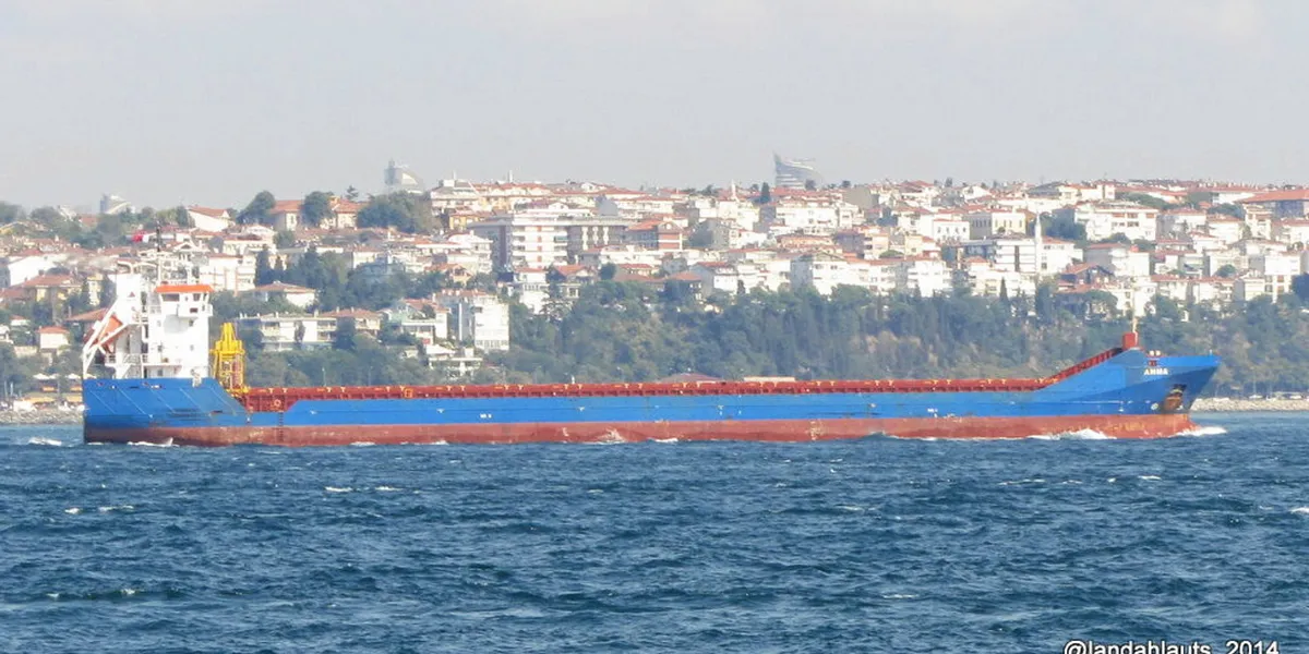 Briese doubles up on containership orderbook in China